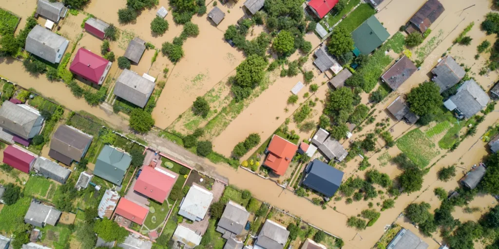 Panduan Lengkap Membangun Rumah Anti Banjir di Daerah Rawan Banjir | Indoko Panduan Lengkap Membangun Rumah Anti Banjir di Daerah Rawan Banjir | Indoko